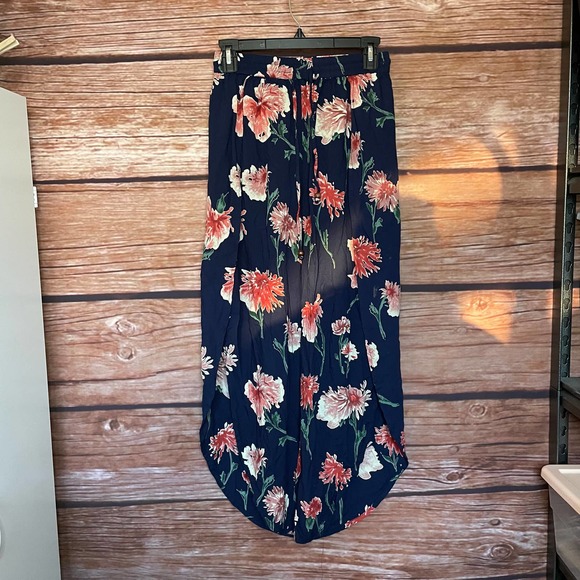 Devi | Pants & Jumpsuits | Side Slit Pants S Devi Culottes Blue Floral ...